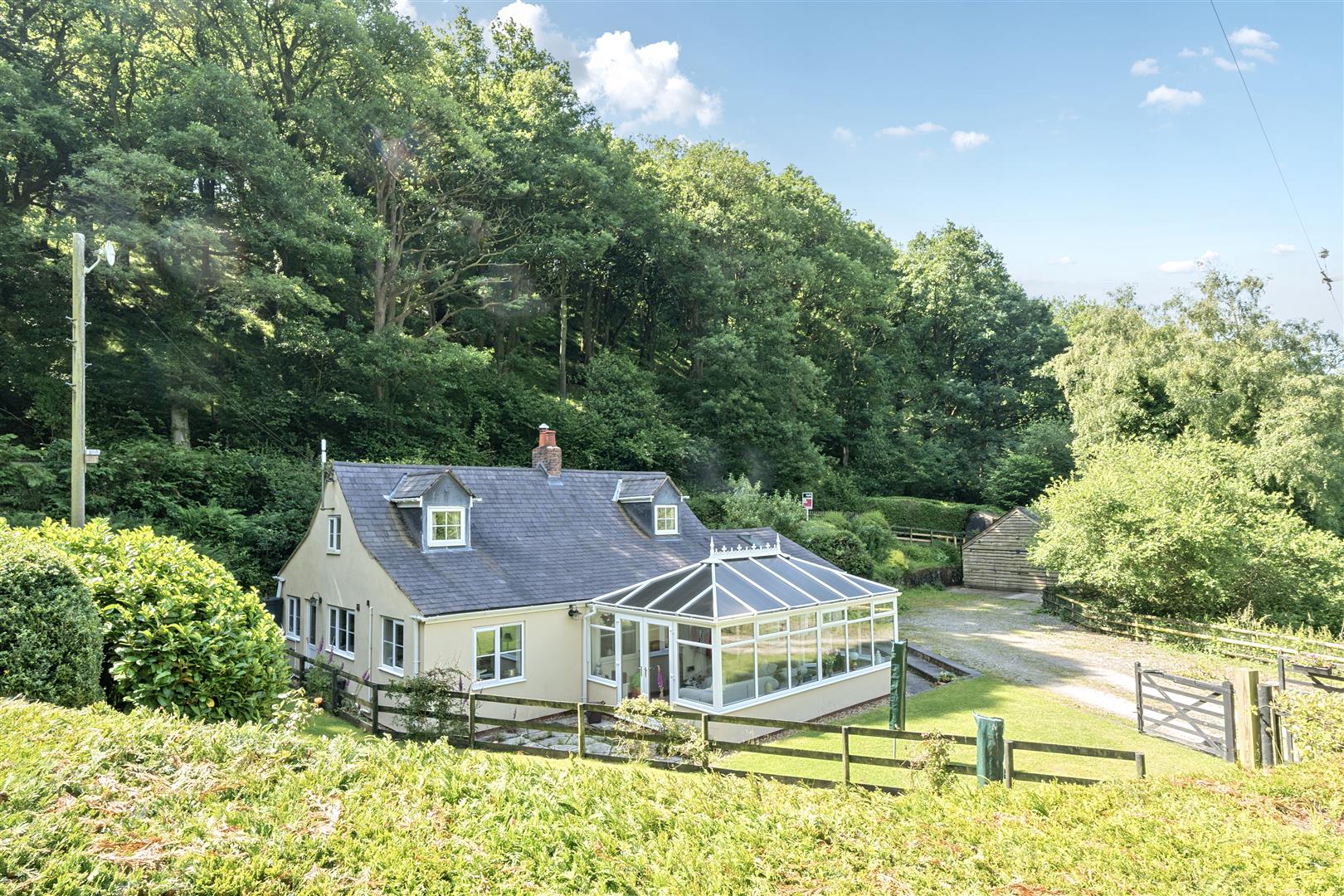 Pool Cottage, 10 Upper Works, Shrewsbury, SY5 0NU | Estate Agents ...